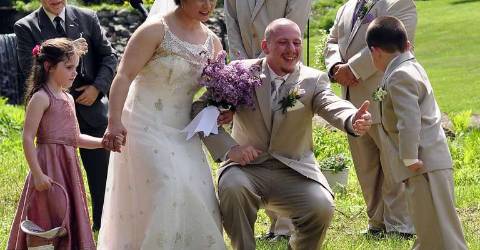 Here comes the bride, all dressed in hemp